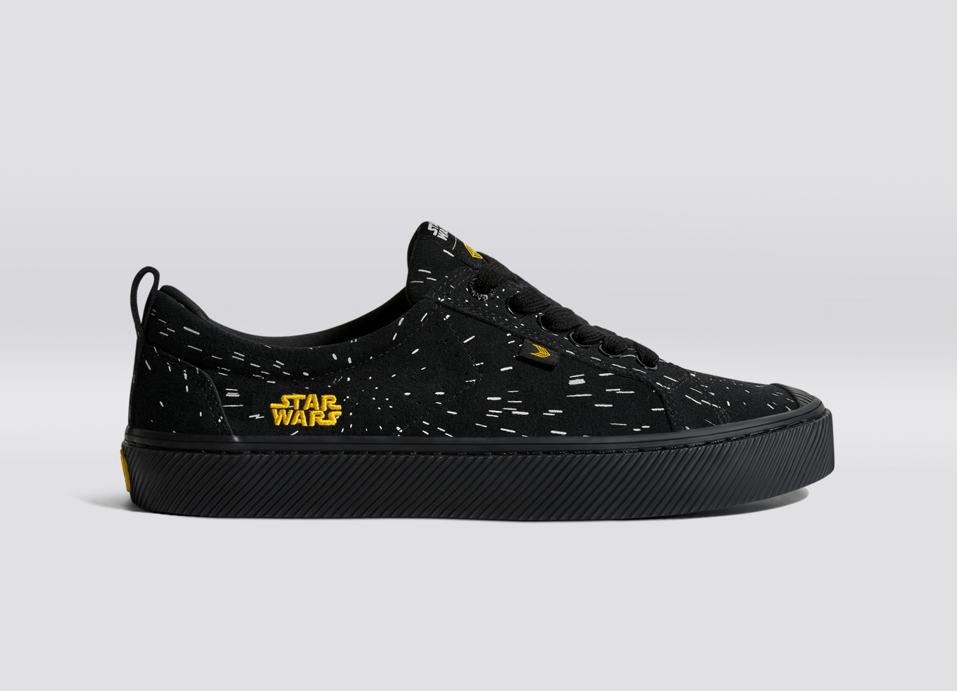 CARIUMA Men & Women Oca Low Star Wars Collab Light Speed All Black ...